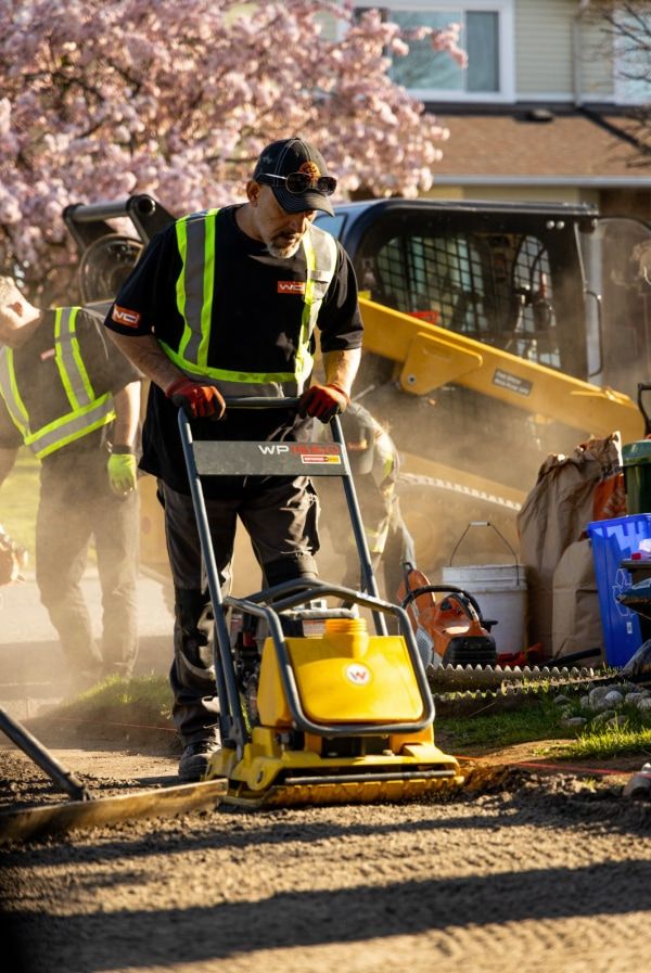 Professional Paving Equipment Rentals in Ottawa | WCI